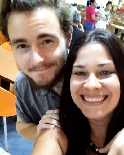 Callan McAuliffe, o Alden de The Walking Dead, está passando férias no ...